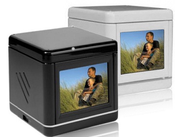 Digital Photo Frame with Music, Video, Radio & Alarm Clock: $9.99 ...